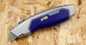 How to Change a Box Cutter Blade | JCK